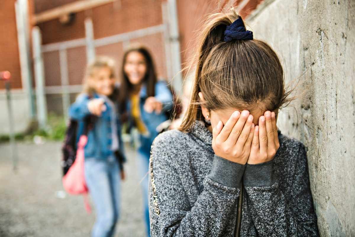 How to Help Your Child Heal After Getting Bullied (Complete Guide ...
